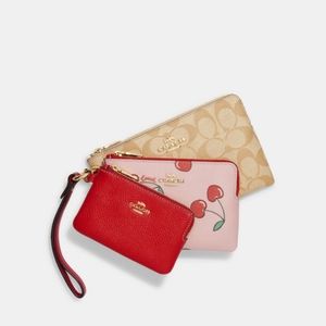 Coach | Bags | Corner Zip Trio Signature Canvas In Heart Cherry Print ...